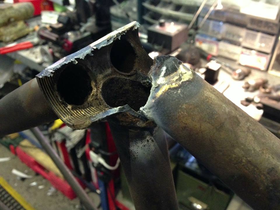 Removing old bottom bracket – Kinetics