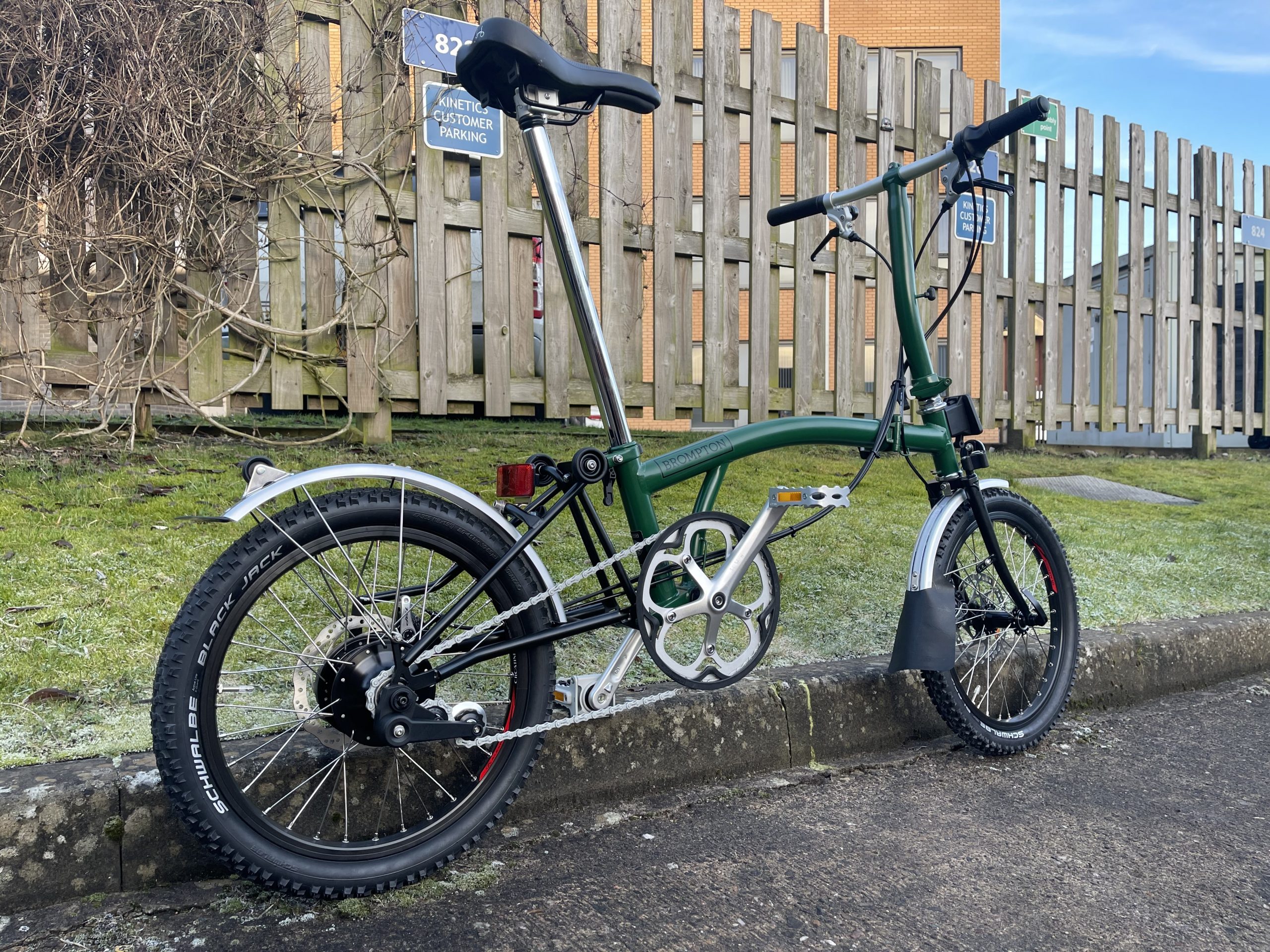18″ Knobbly Tyre Rohloff Brompton – Kinetics